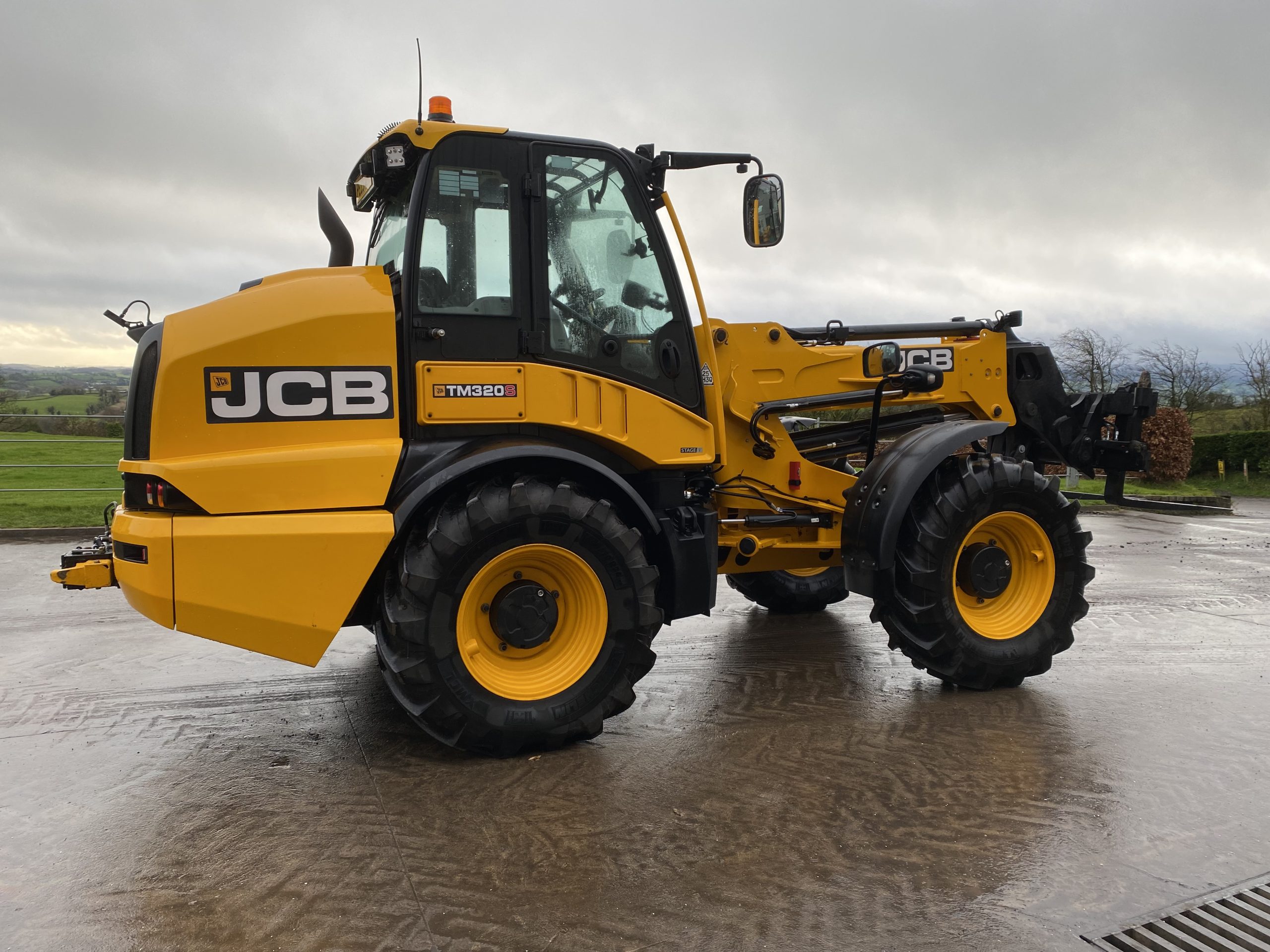 Jcb Tm 320 S 2025 – Chargeuse Jcb 320S – TGIDQQ